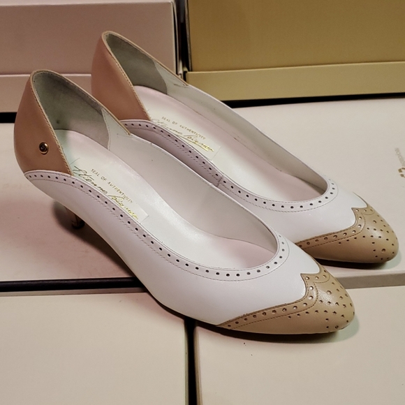 Etienne Aigner | Shoes | Vintage Etienne Aigner Wingtip Spectator Pumps ...